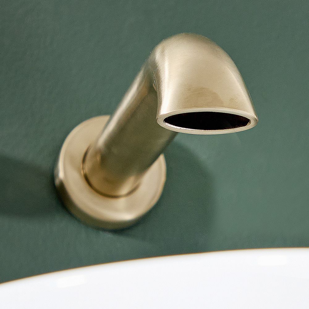 Milano Elizabeth - Traditional Wall Mounted Basin Spout - Choice of finish