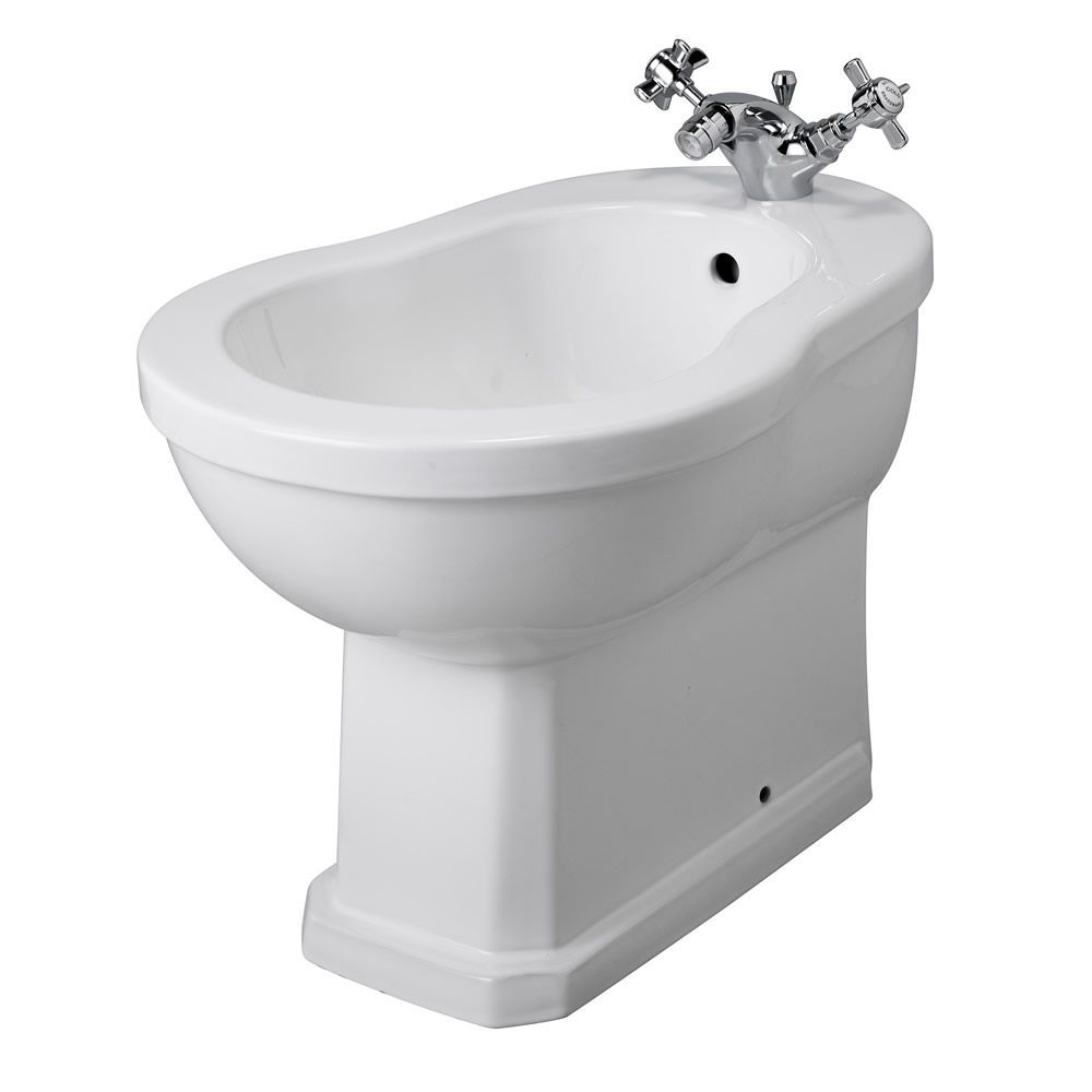 Milano Richmond - Traditional Bathroom Suite with Freestanding Bath ...