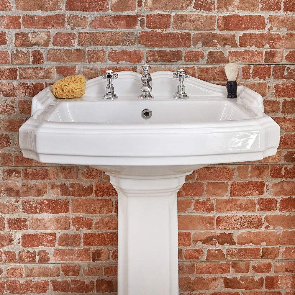 Milano Windsor - Traditional 3 Tap-Hole Basin with Full Pedestal - 590mm
