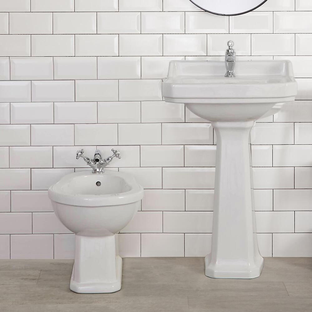 Milano Richmond - White Traditional Floor Standing Bidet - 405mm x 390mm
