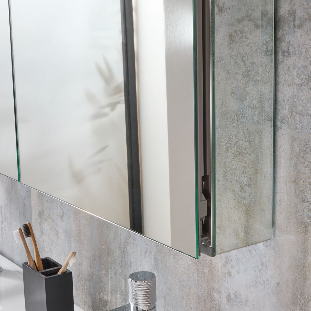 Milano Cleo - Modern Mirrored Cabinet - 760mm x 660mm