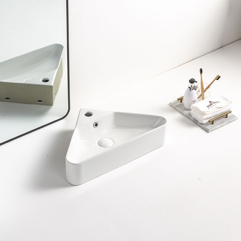 Milano Brixton - White Modern Triangular Countertop Basin - 560mm x ...